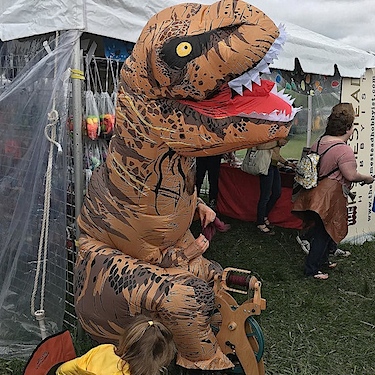 Hand Spinning News - May 2017 Paid edition